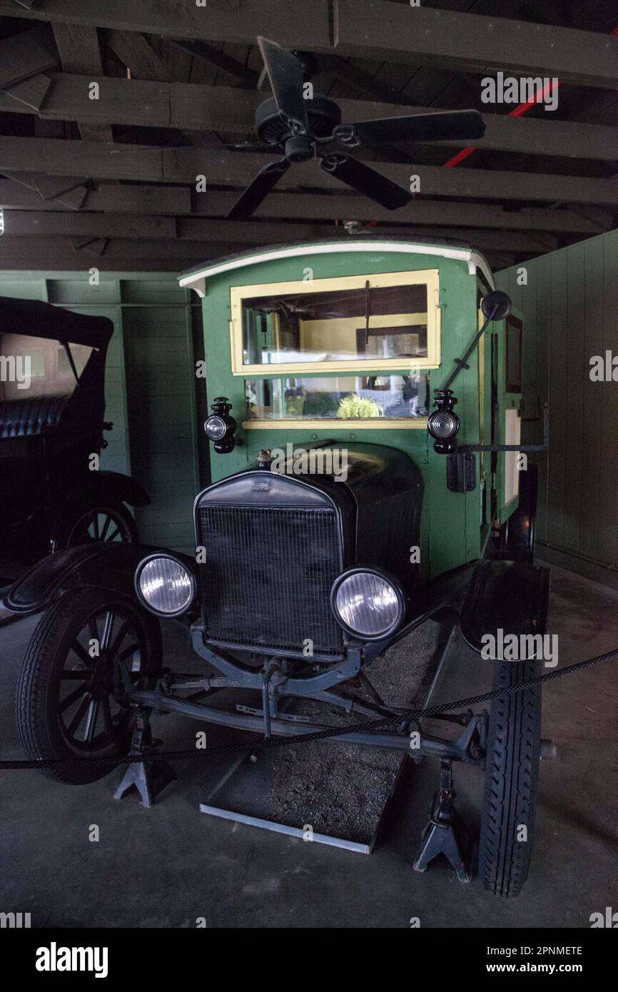 Converted ford model t hi-res stock photography and images - Alamy