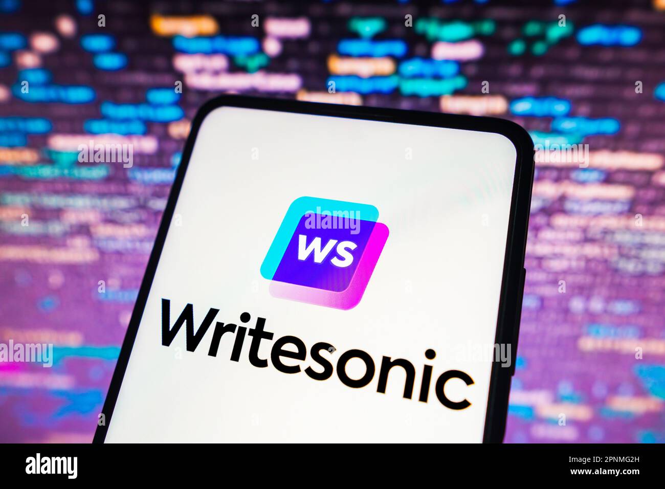 Writesonic logo hi-res stock photography and images - Alamy