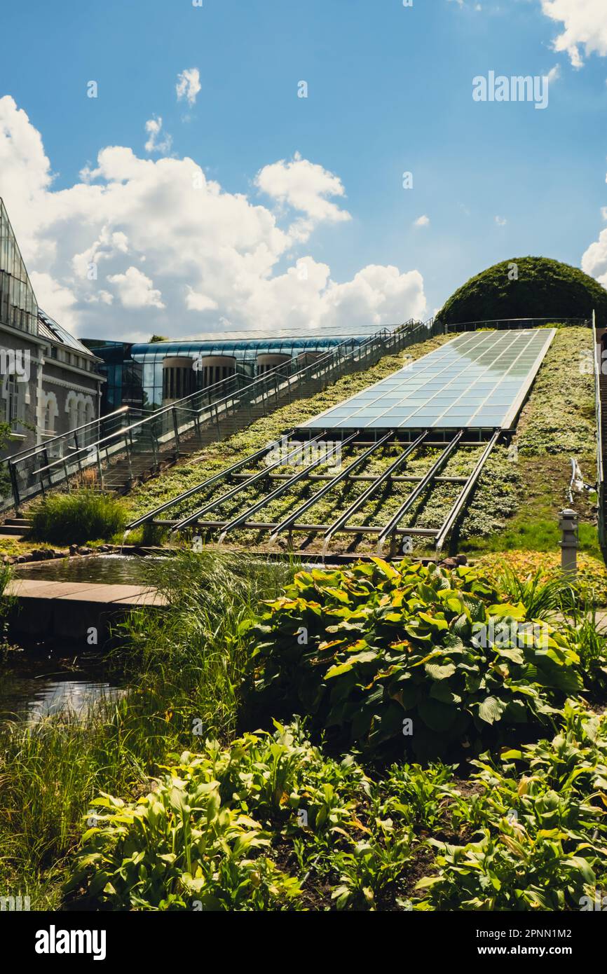 Botanical garden on the roof of the Warsaw University library modern ...