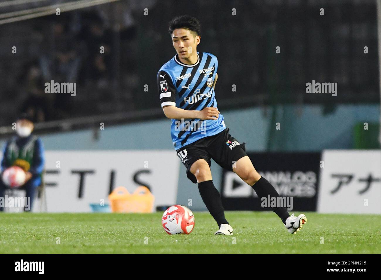 Kawasaki Todoroki Stadium, Kanagawa, Japan. 19th Apr, 2023. Oshima Ryota (Frontale), APRIL 19 ...