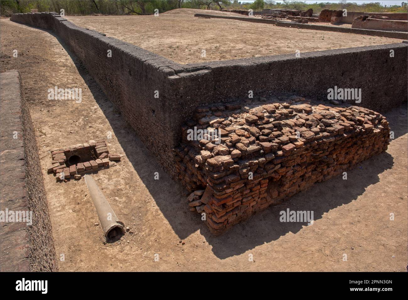 The warehouse of lothal hi-res stock photography and images - Alamy