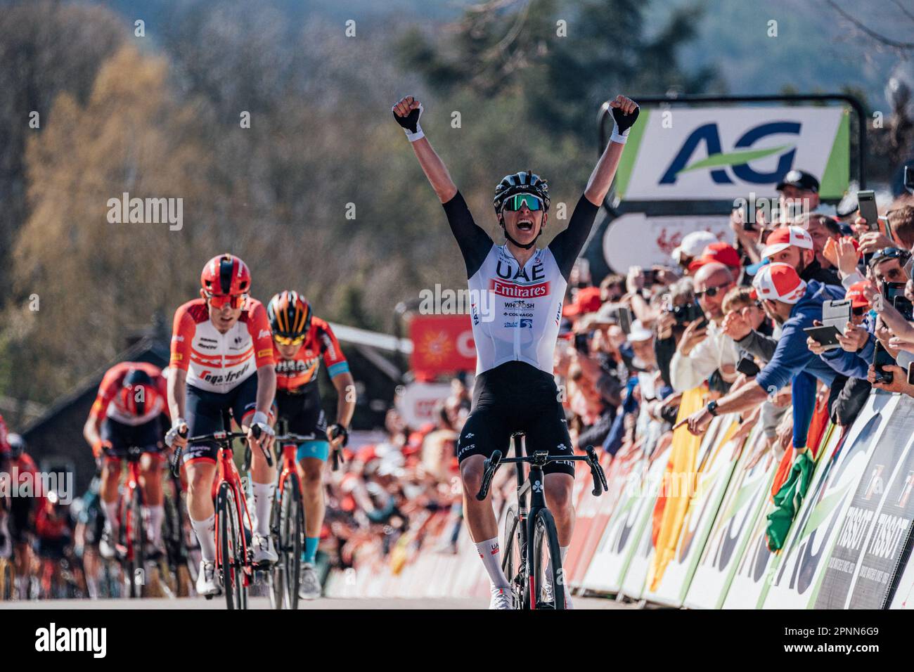 Picture by Zac Williams/SWpix.com- 19/04/2023 - Cycling - 2023 Fleche Wallone - Tadej Pogacar ...