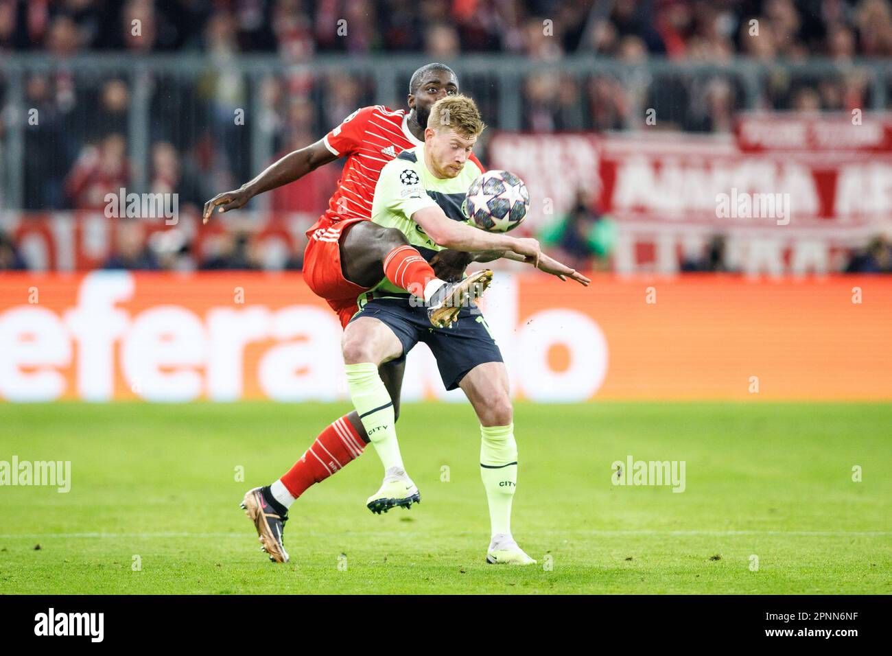 Dayot upamecano fc bayern de múnich hi-res stock photography and images ...