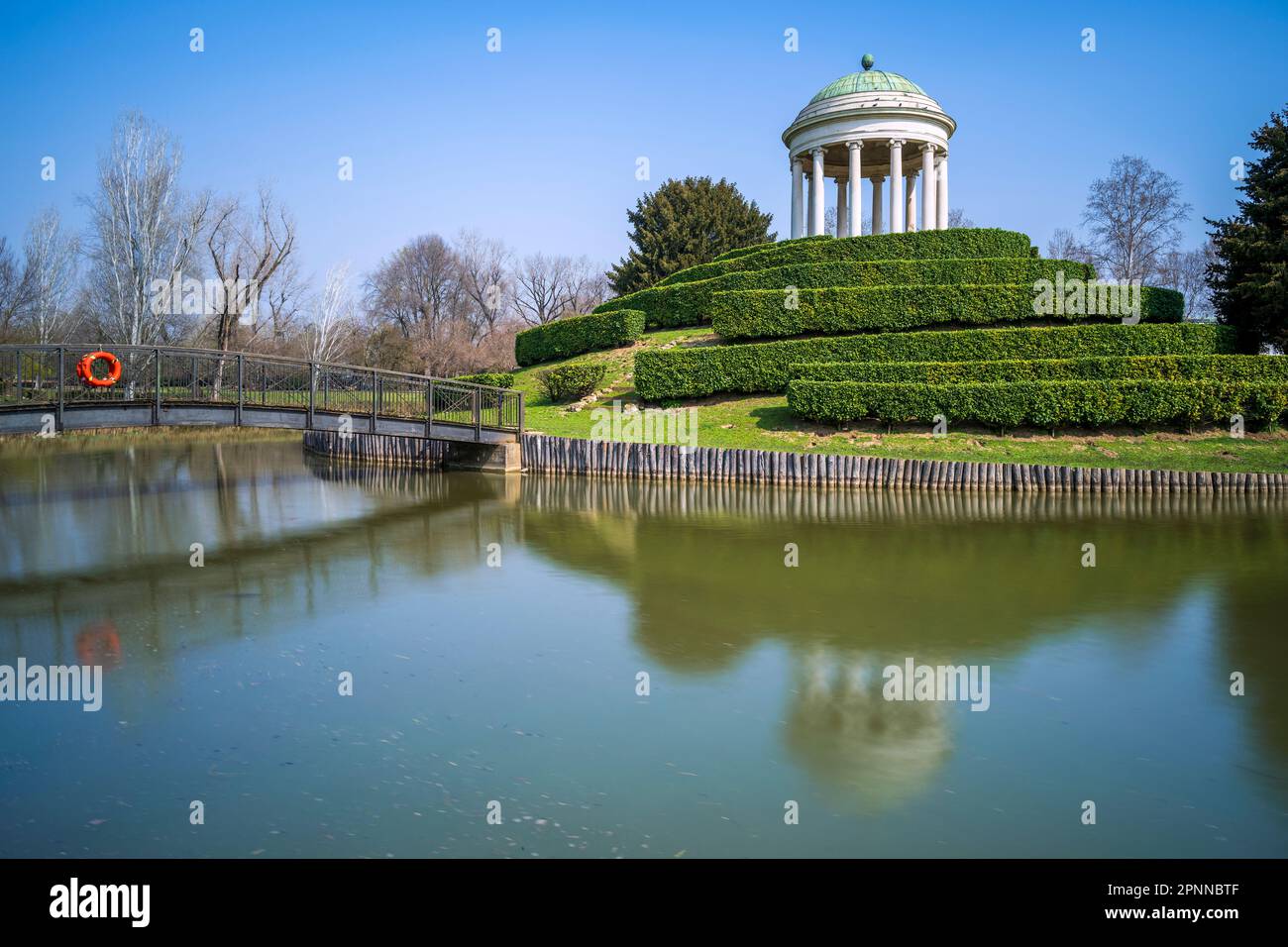 Monopteral circular temple, Querini park, Vicenza, Veneto, Italy Stock ...