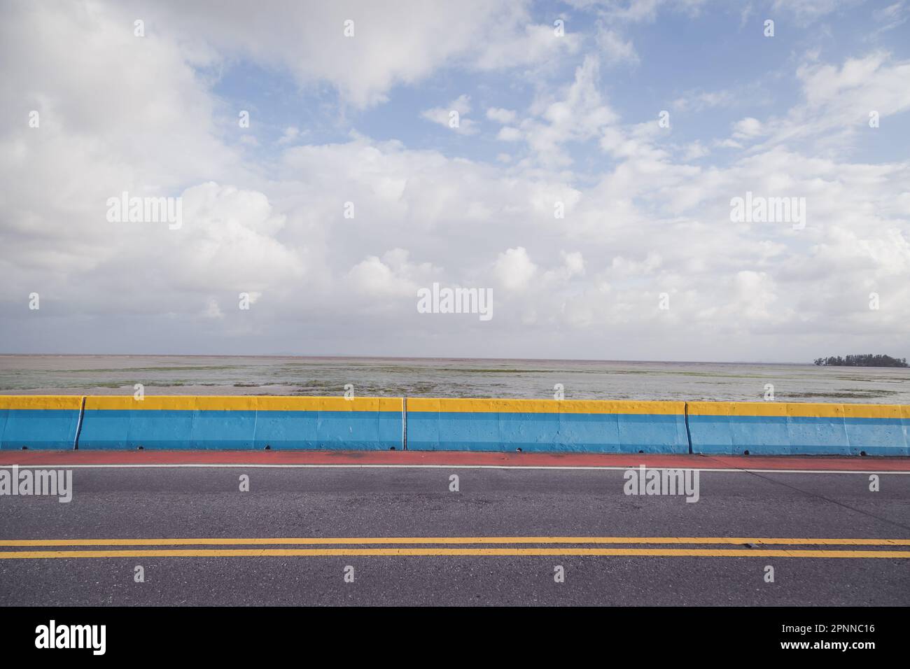 Street lane with blue sky and cloud background Stock Photo - Alamy