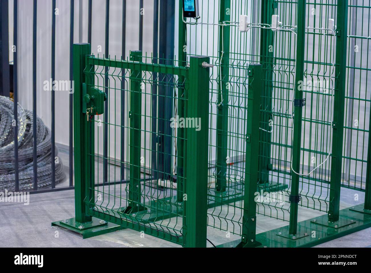 Border security systems hi-res stock photography and images - Alamy