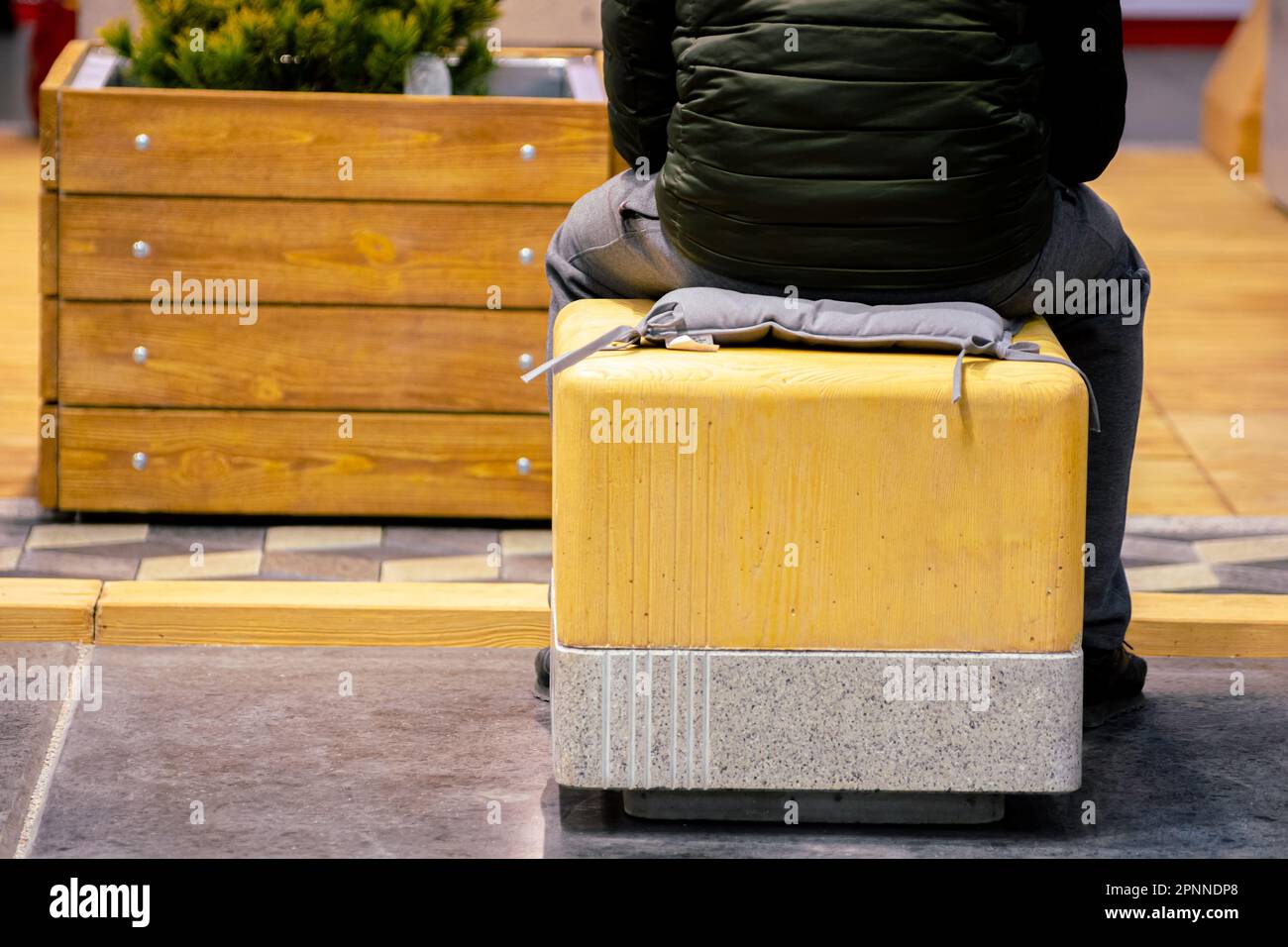 Cube-shaped chairs for street and park landscaping Stock Photo - Alamy