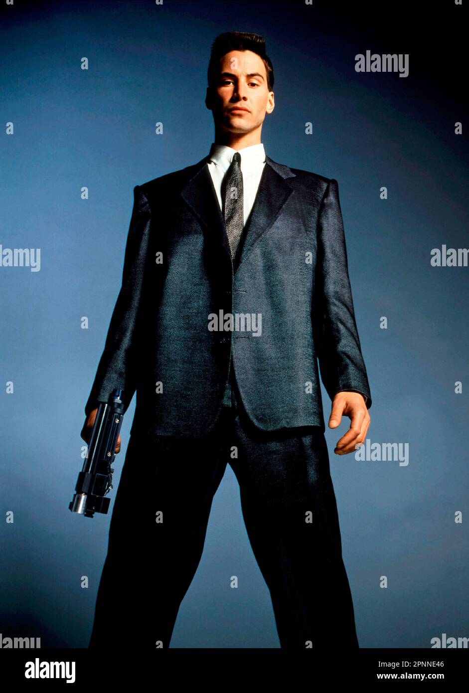 KEANU REEVES in JOHNNY MNEMONIC (1995), directed by ROBERT LONGO ...