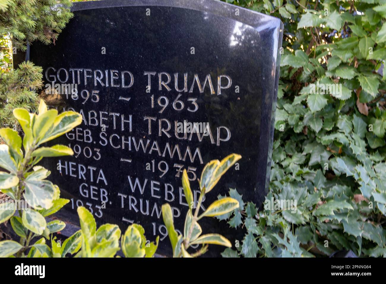 Cemetery with gravestone Trump, the grandparents of the 45th US ...