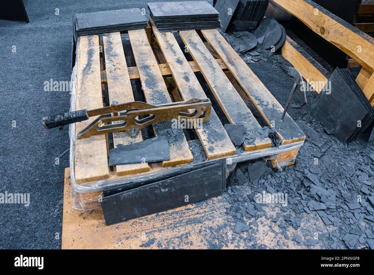 Construction cutting tool Slate roof Stock Photo - Alamy