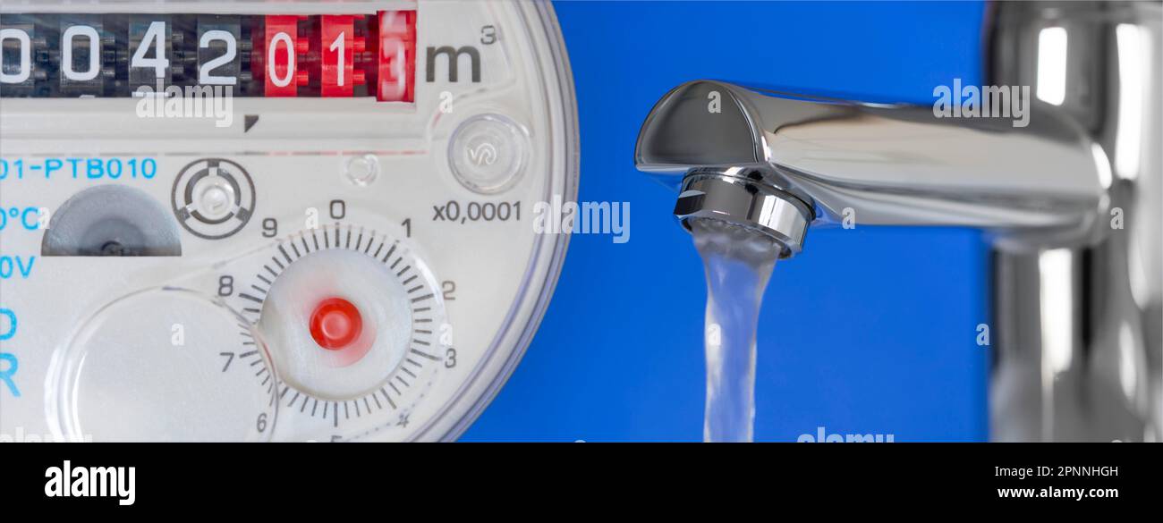Water clock hi-res stock photography and images - Alamy