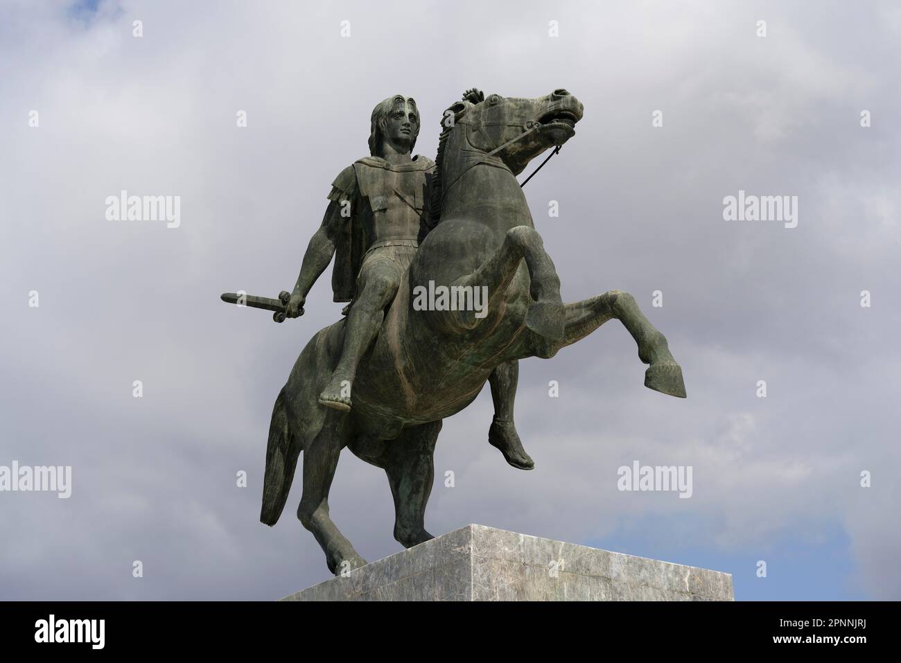 The statue of alexander the great hi-res stock photography and images ...