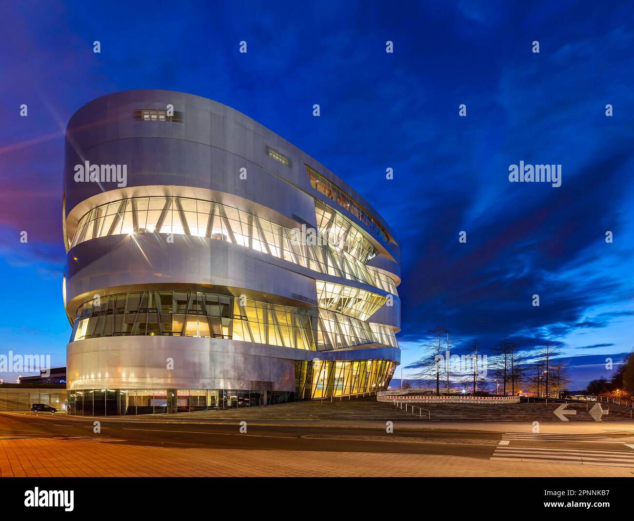 Mercedes-Benz Museum, exterior view in the evening, architecture Ben ...