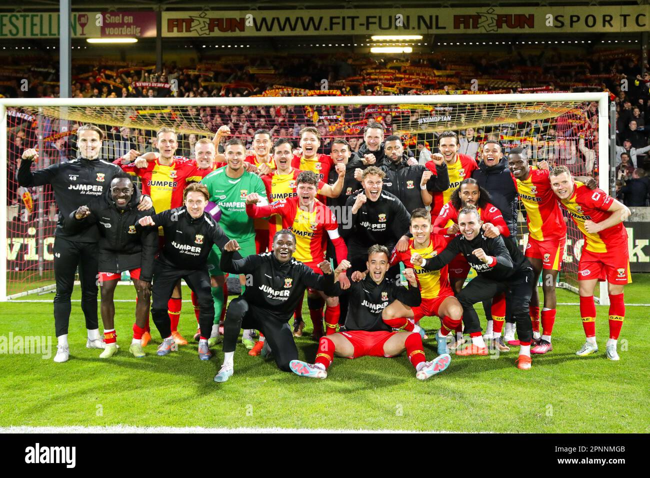 DEVENTER, NETHERLANDS - APRIL 19: Isac Lidberg of Go Ahead Eagles ...