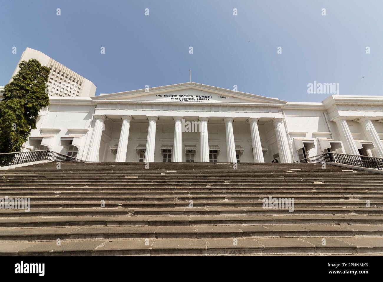 City view, sight Town Hall, neoclassical style building, Mumbai ...