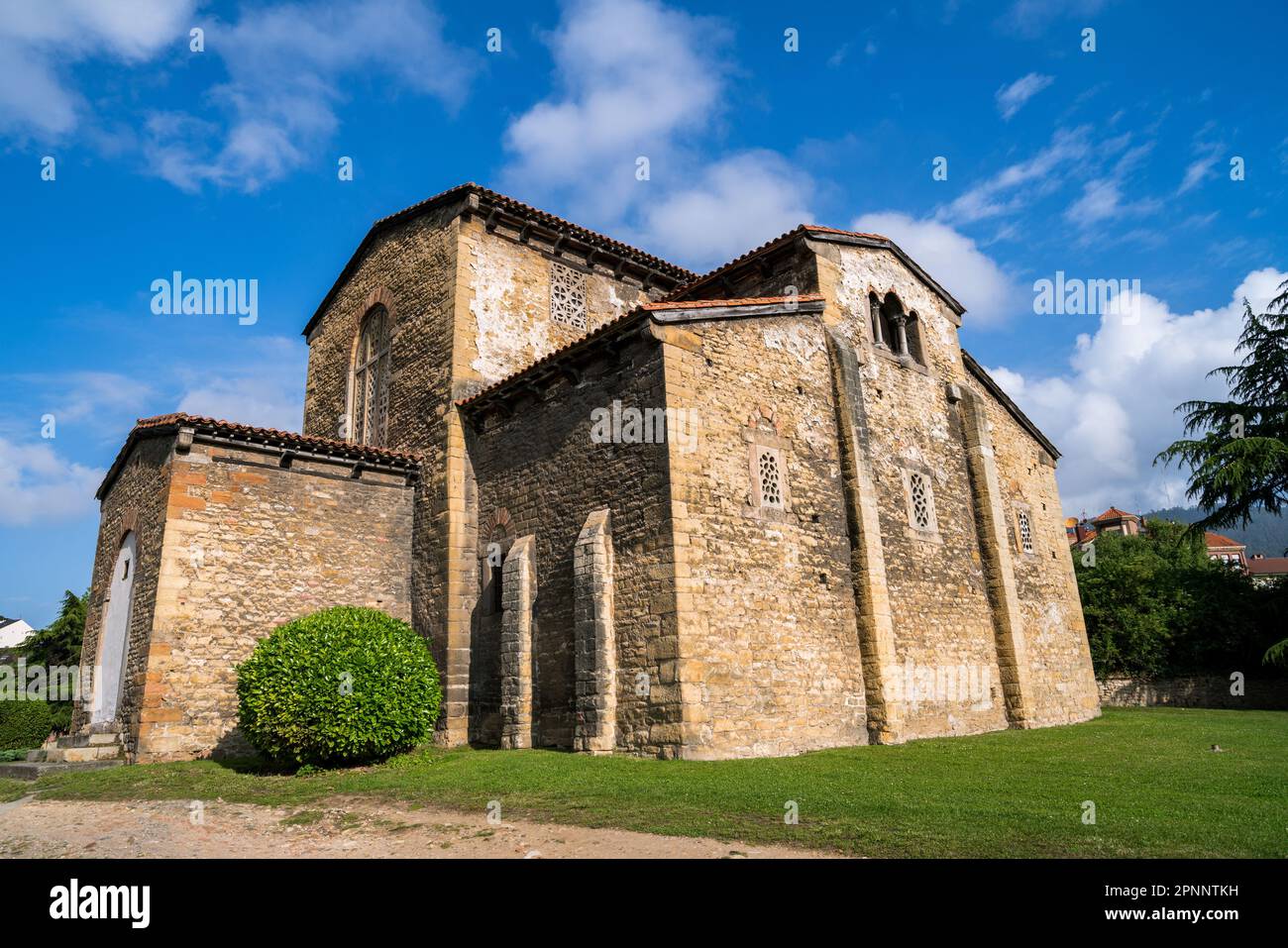 Basilica of san julian de los prados hi-res stock photography and ...