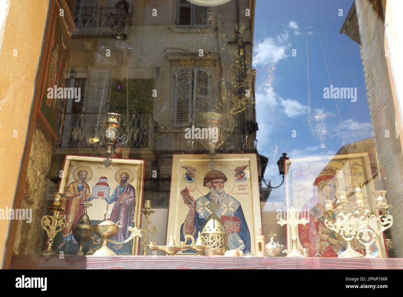 Christian religious store hi-res stock photography and images - Alamy