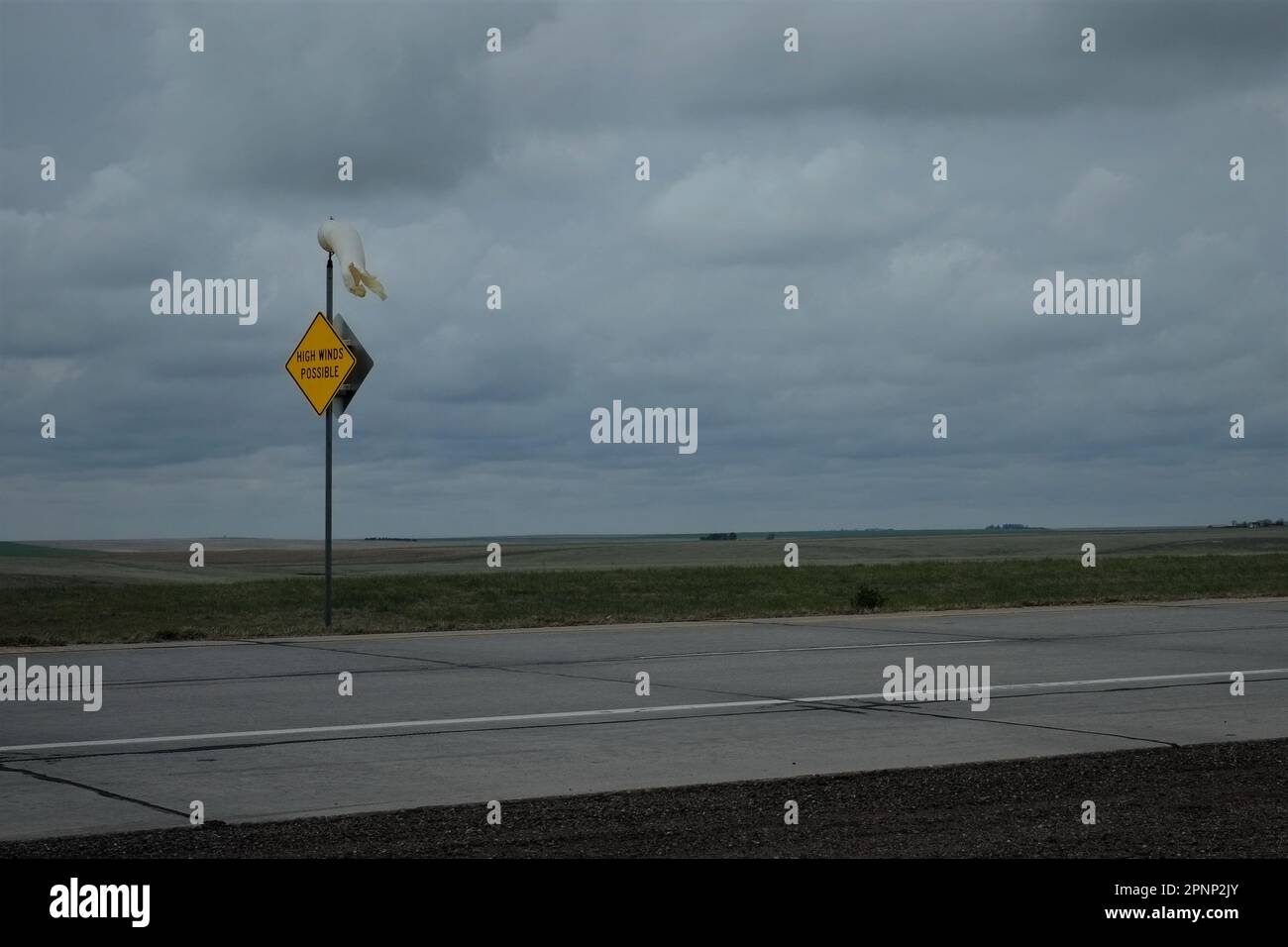Strong gust winds hi-res stock photography and images - Alamy