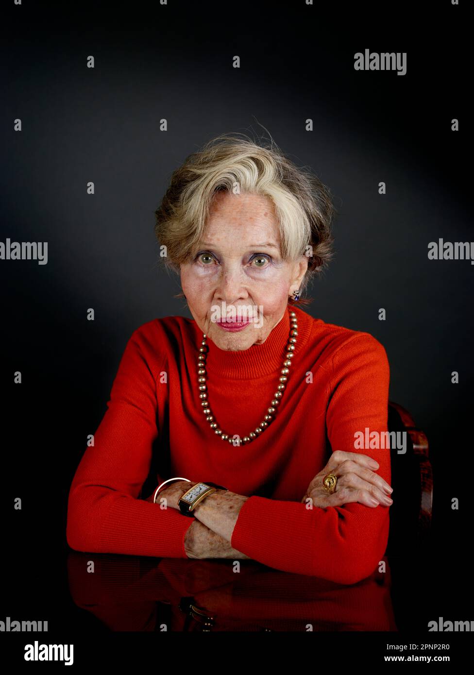 Leslie caron peter hall hi-res stock photography and images - Alamy