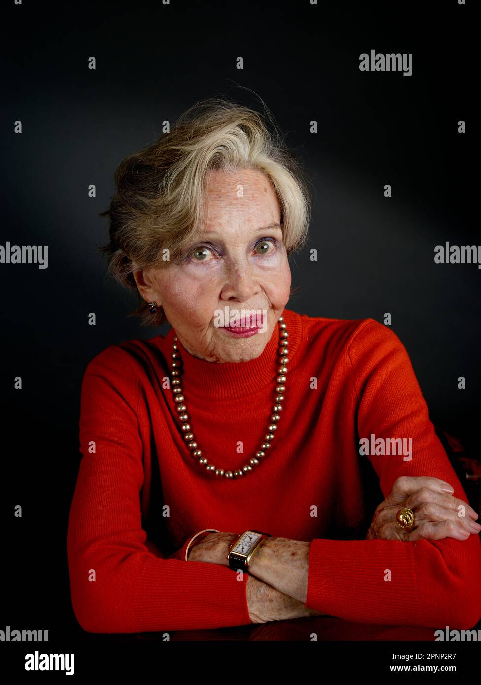 Leslie caron peter hall hi-res stock photography and images - Alamy