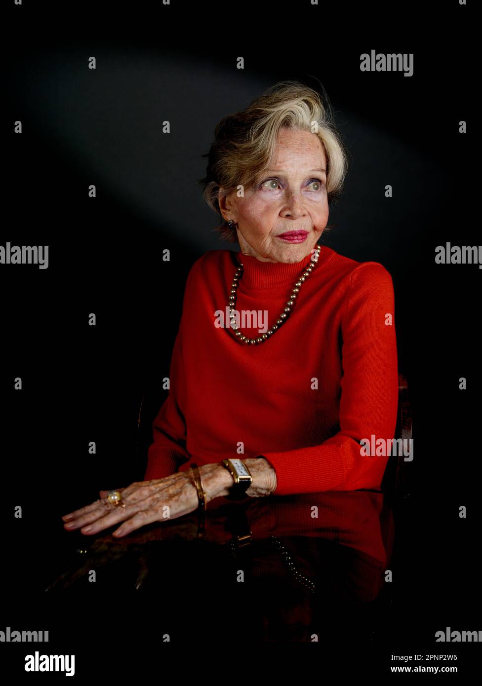 Leslie caron peter hall hi-res stock photography and images - Alamy
