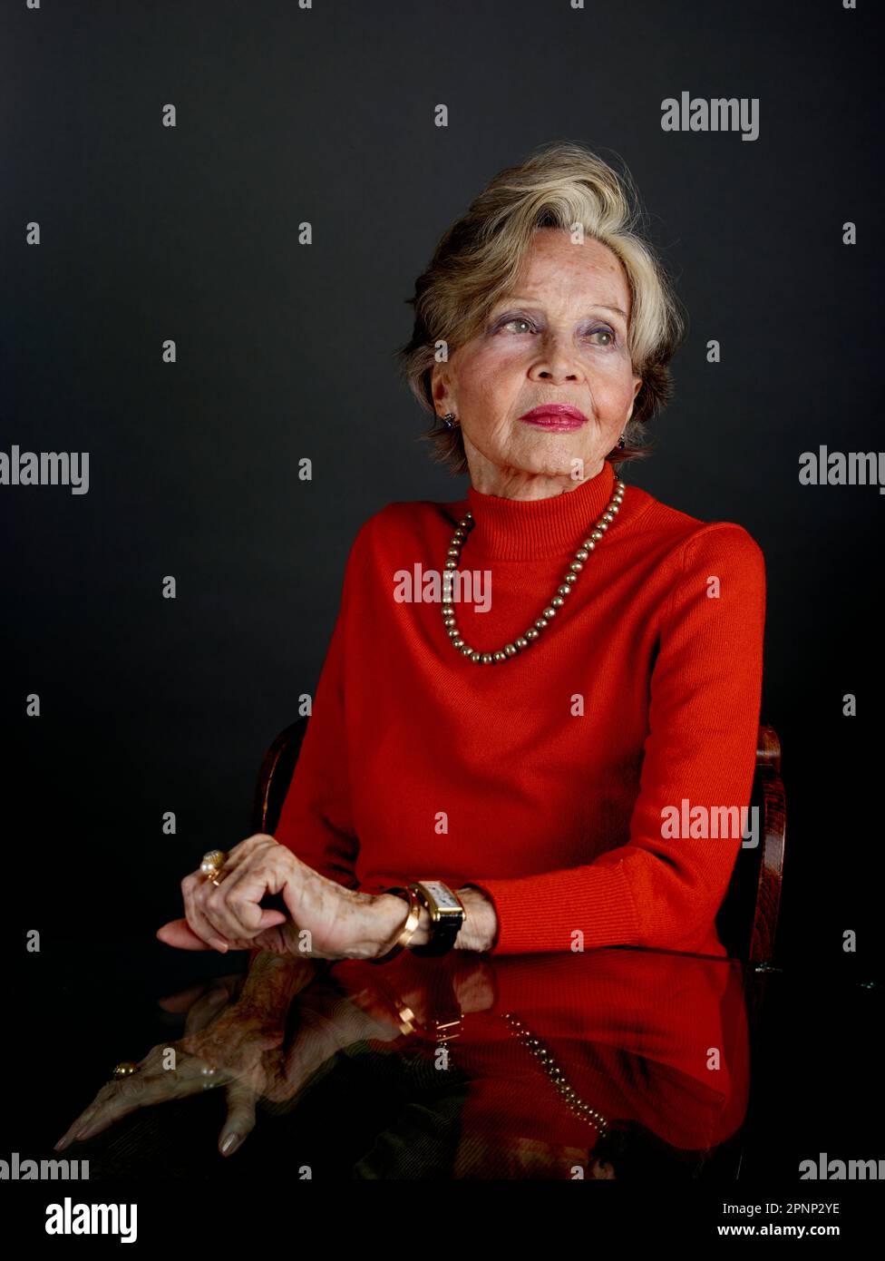 Leslie caron peter hall hi-res stock photography and images - Alamy