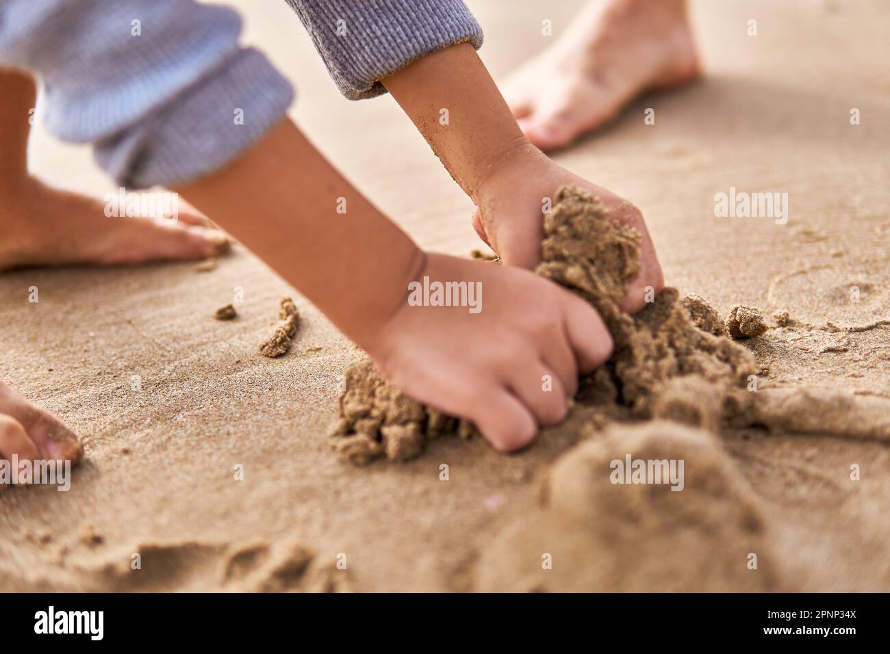 Kid father hands finger hi-res stock photography and images - Alamy