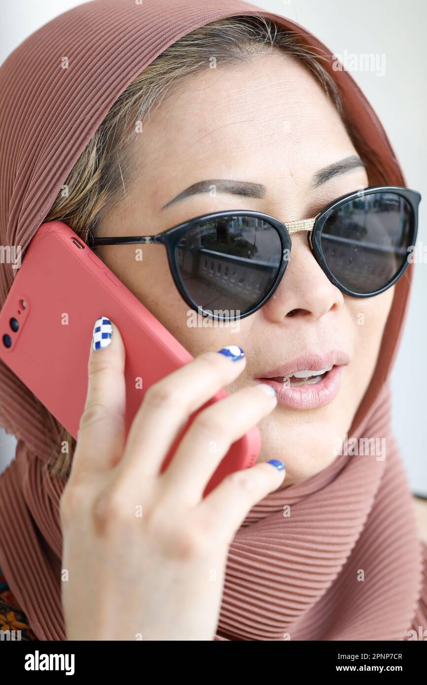 Muslim woman wearing islamic veiled called hijab. Chau Doc. Vietnam ...