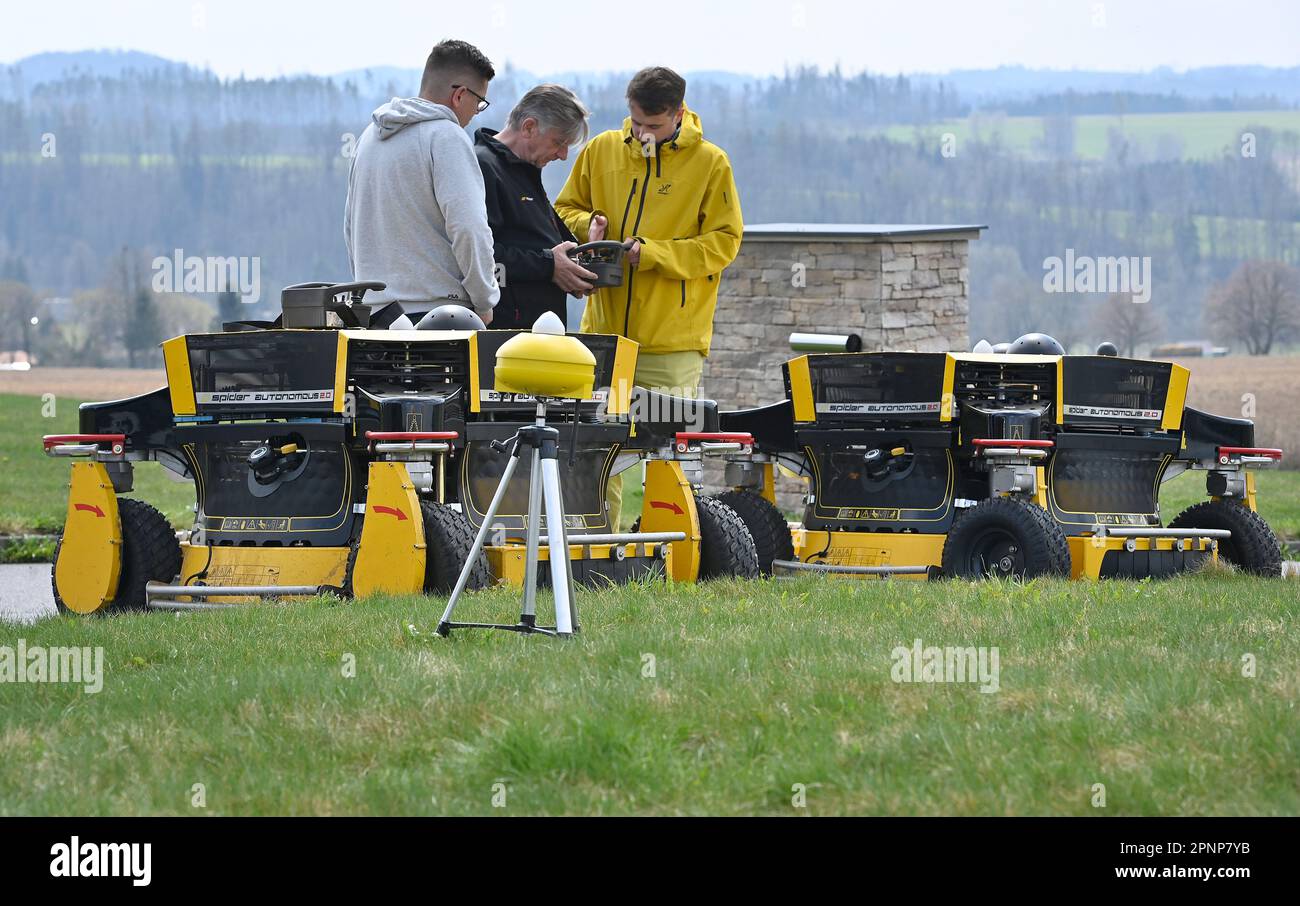 Pohled, Czech Republic. 17th Apr, 2023. Testing of Spider slope mowers ...
