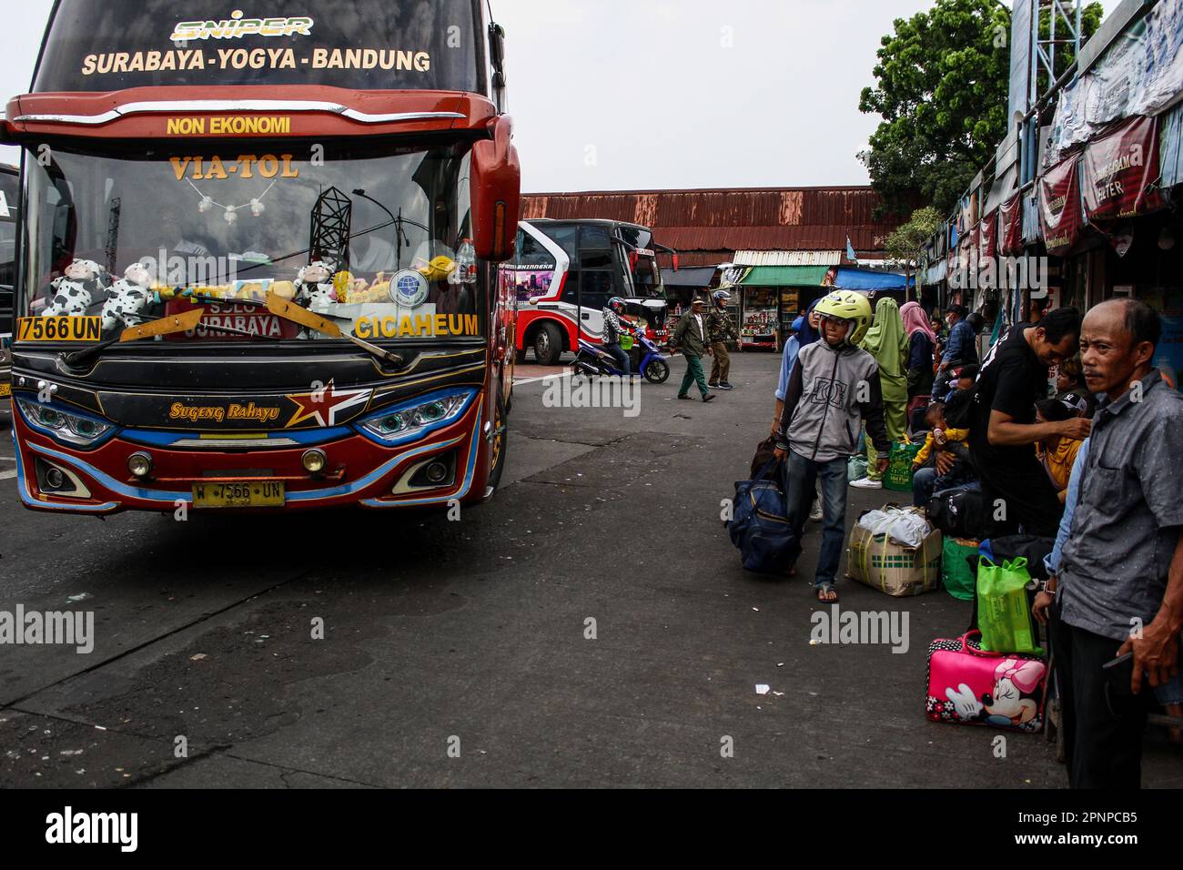 Bandung, West Java, Indonesia. 20th Apr, 2023. People wait for the ...
