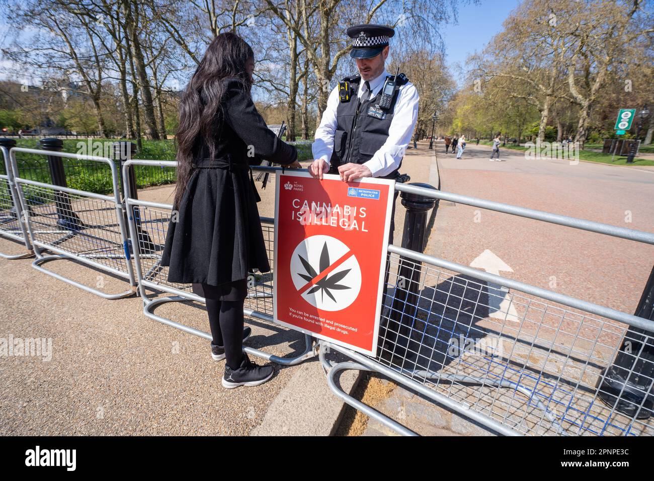 420 sign hi-res stock photography and images - Alamy