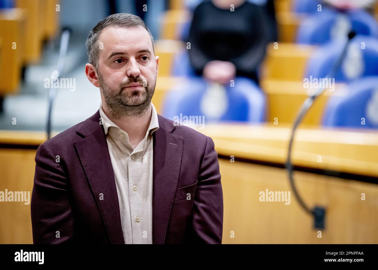 THE HAGUE - Jimmy Dijk of the SP is sworn in as a member of parliament ...
