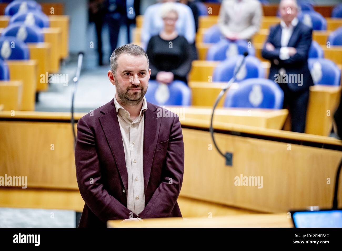 THE HAGUE - Jimmy Dijk of the SP is sworn in as a member of parliament ...