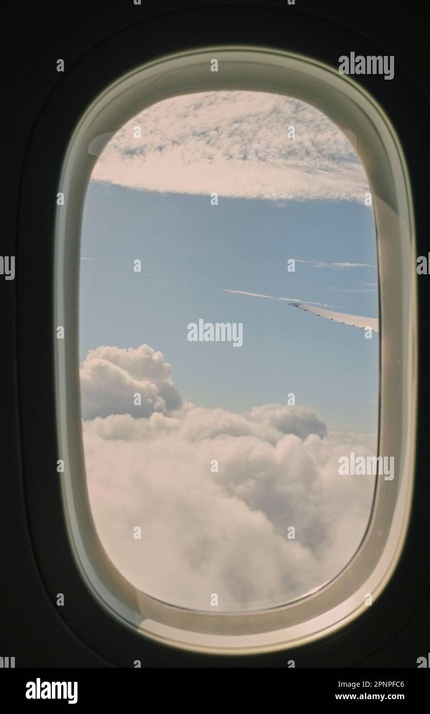 Passenger airplane window hi-res stock photography and images - Alamy