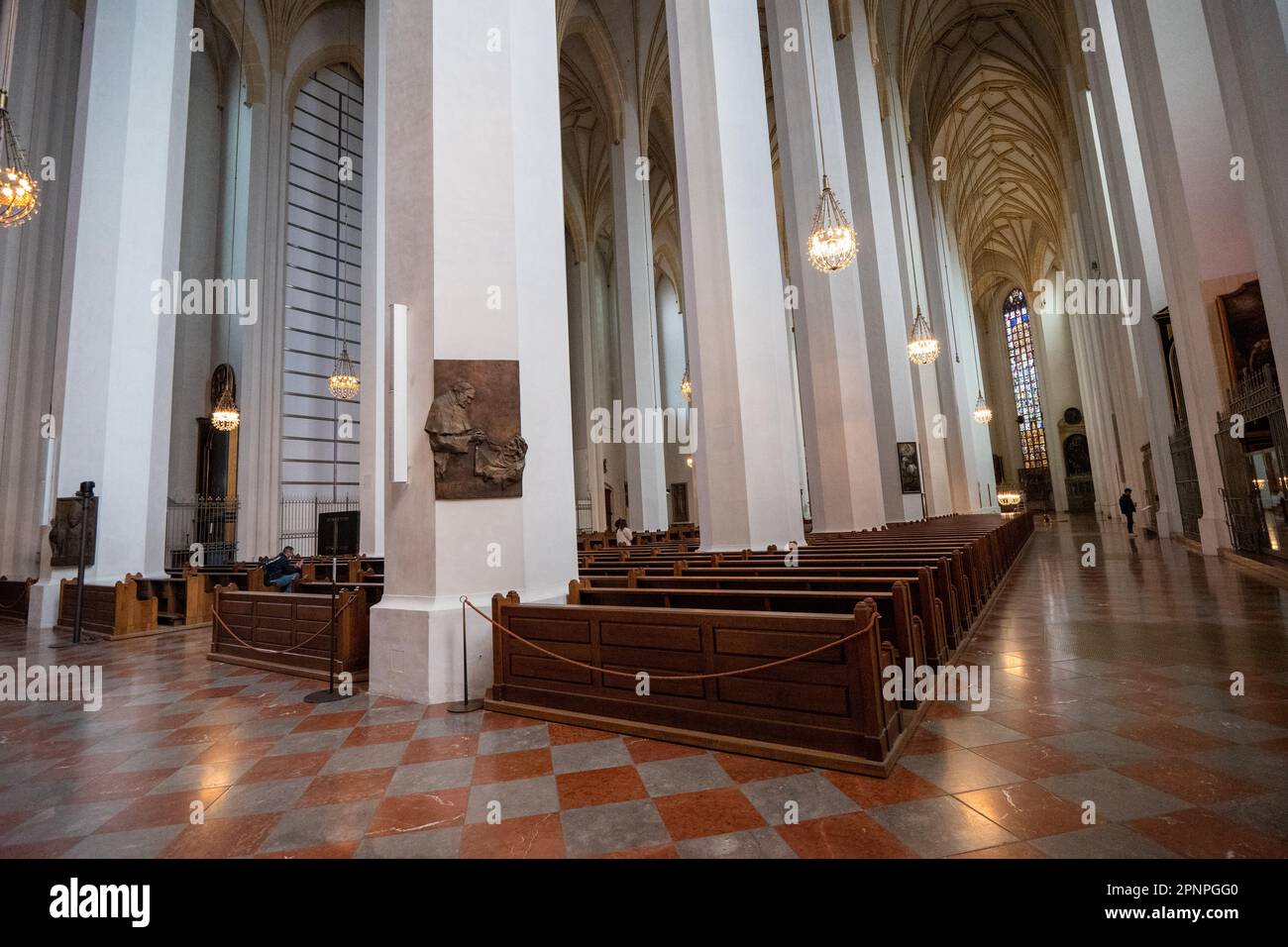 Interior Cathedral Church of Our Lady ( Frauenkirche ) Munich in ...
