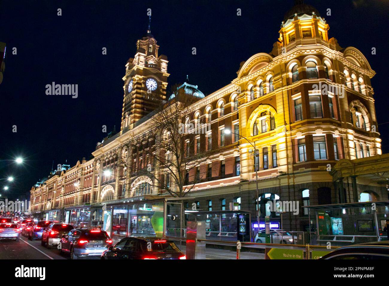 Melbourne city lights hi-res stock photography and images - Alamy