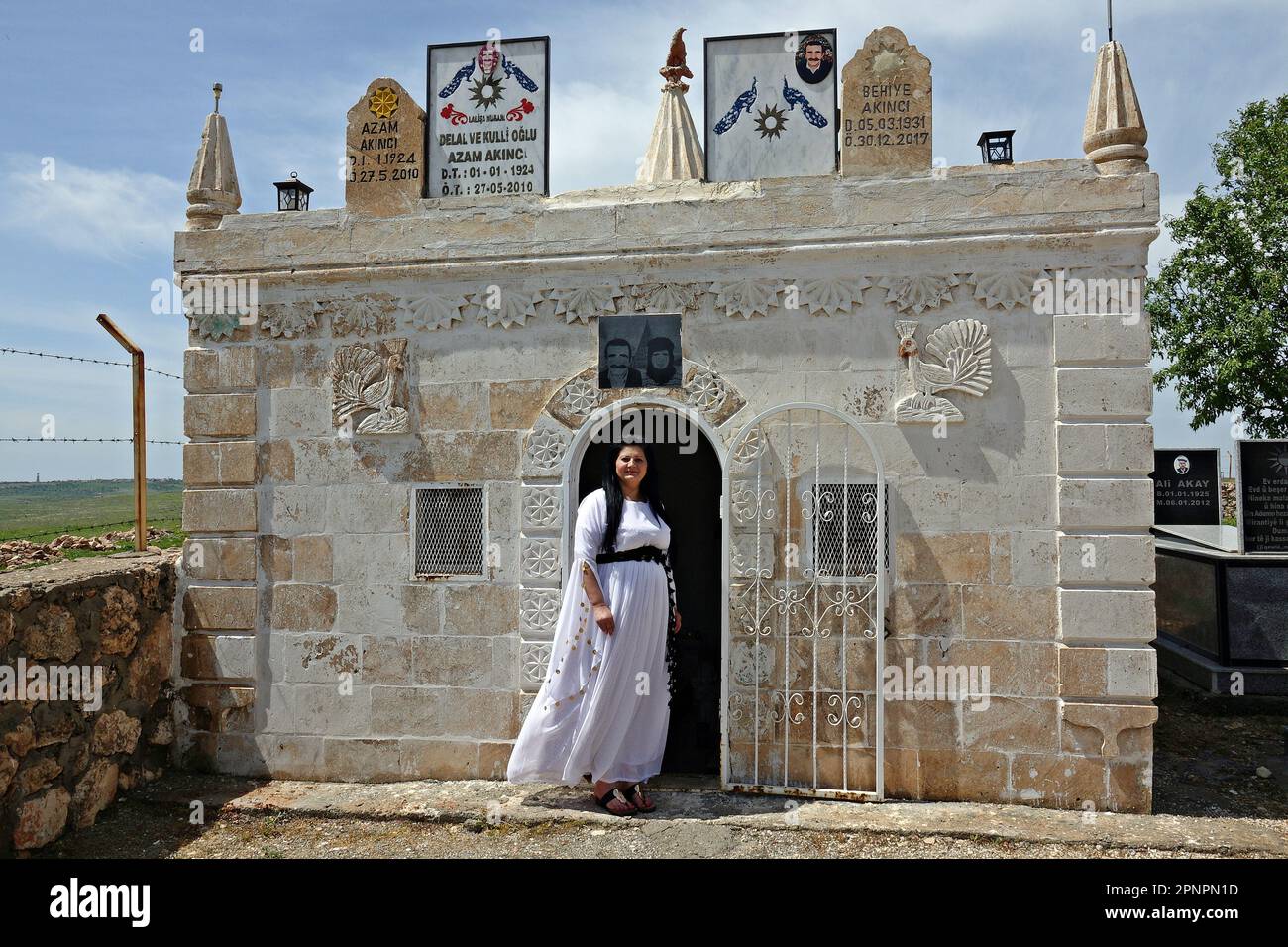 Yazidi cultural center hi-res stock photography and images - Alamy