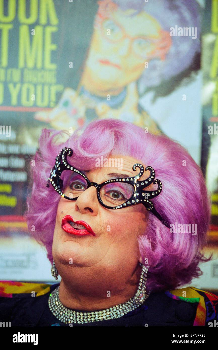 EDNA EVERAGE, CARDIFF, 1996: Dame Edna Everage (Barry Humphries) at New ...