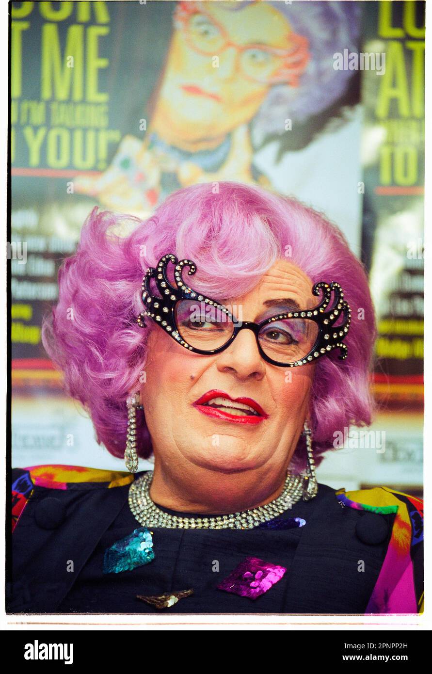 EDNA EVERAGE, CARDIFF, 1996: Dame Edna Everage (Barry Humphries) at New ...