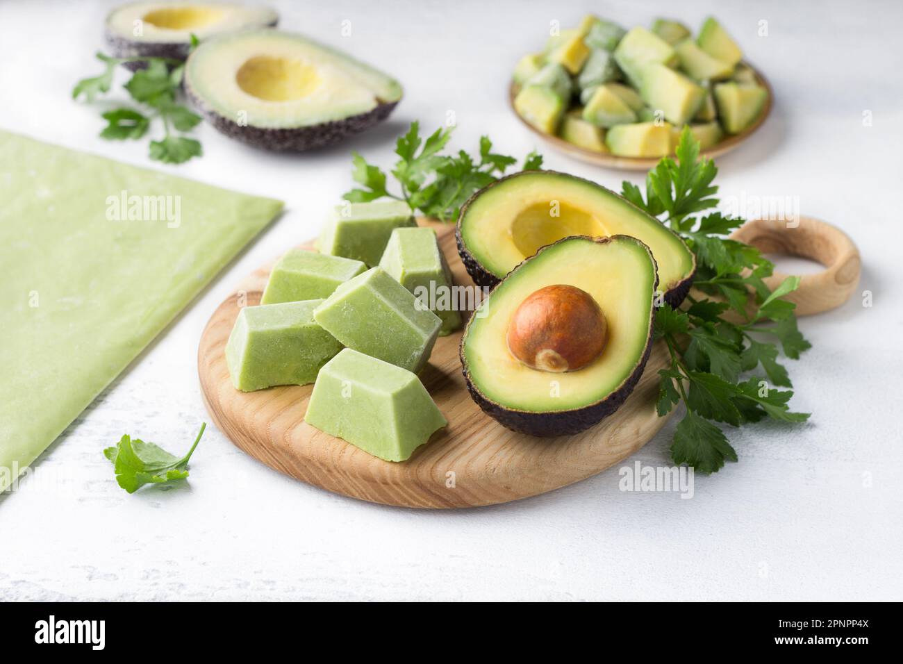 Methods for freezing avocados - in the form of puree in portions, puree ...