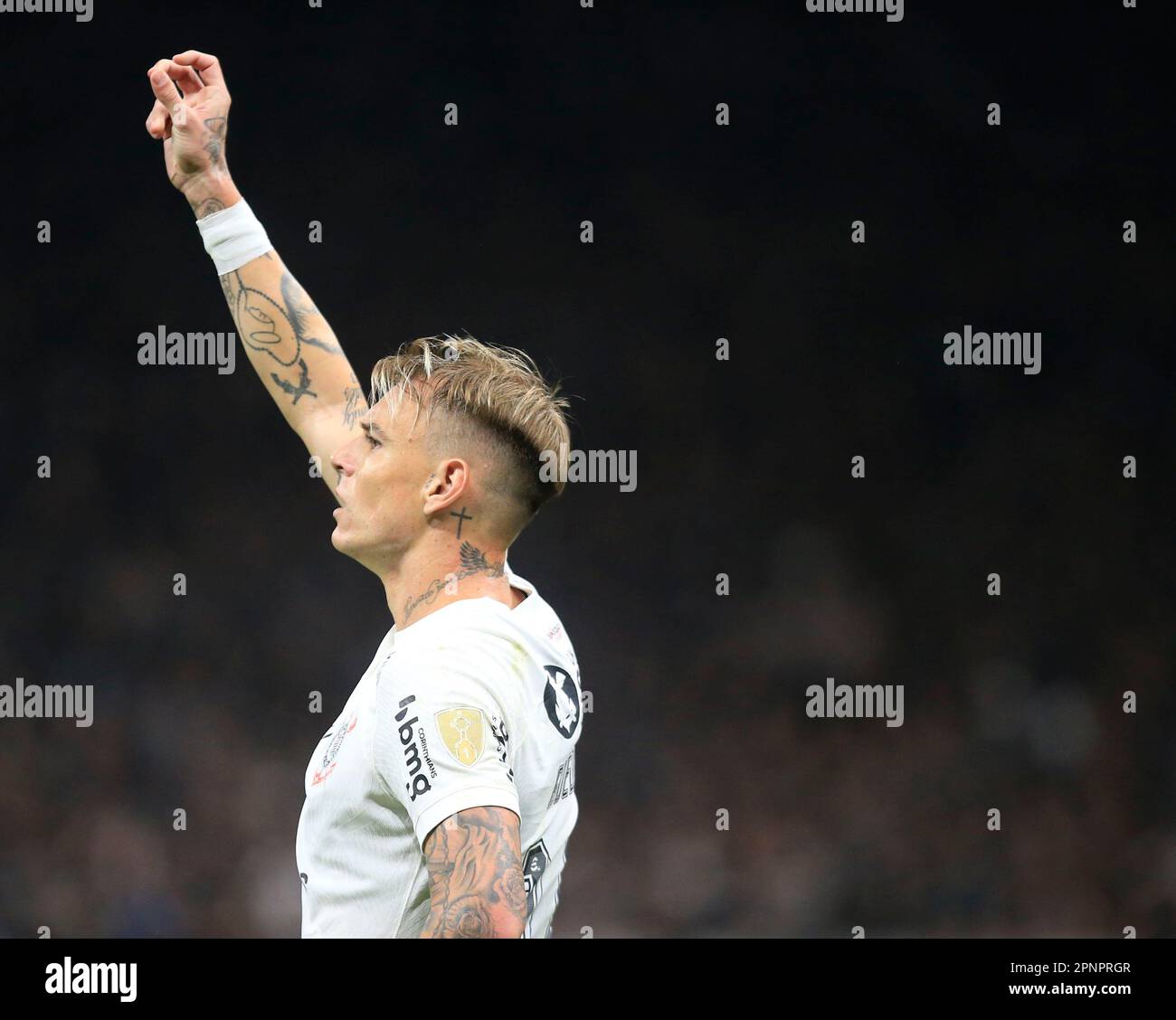 Sao Paulo, Brazil. 19th Apr, 2023. Roger Guedes during a match between ...