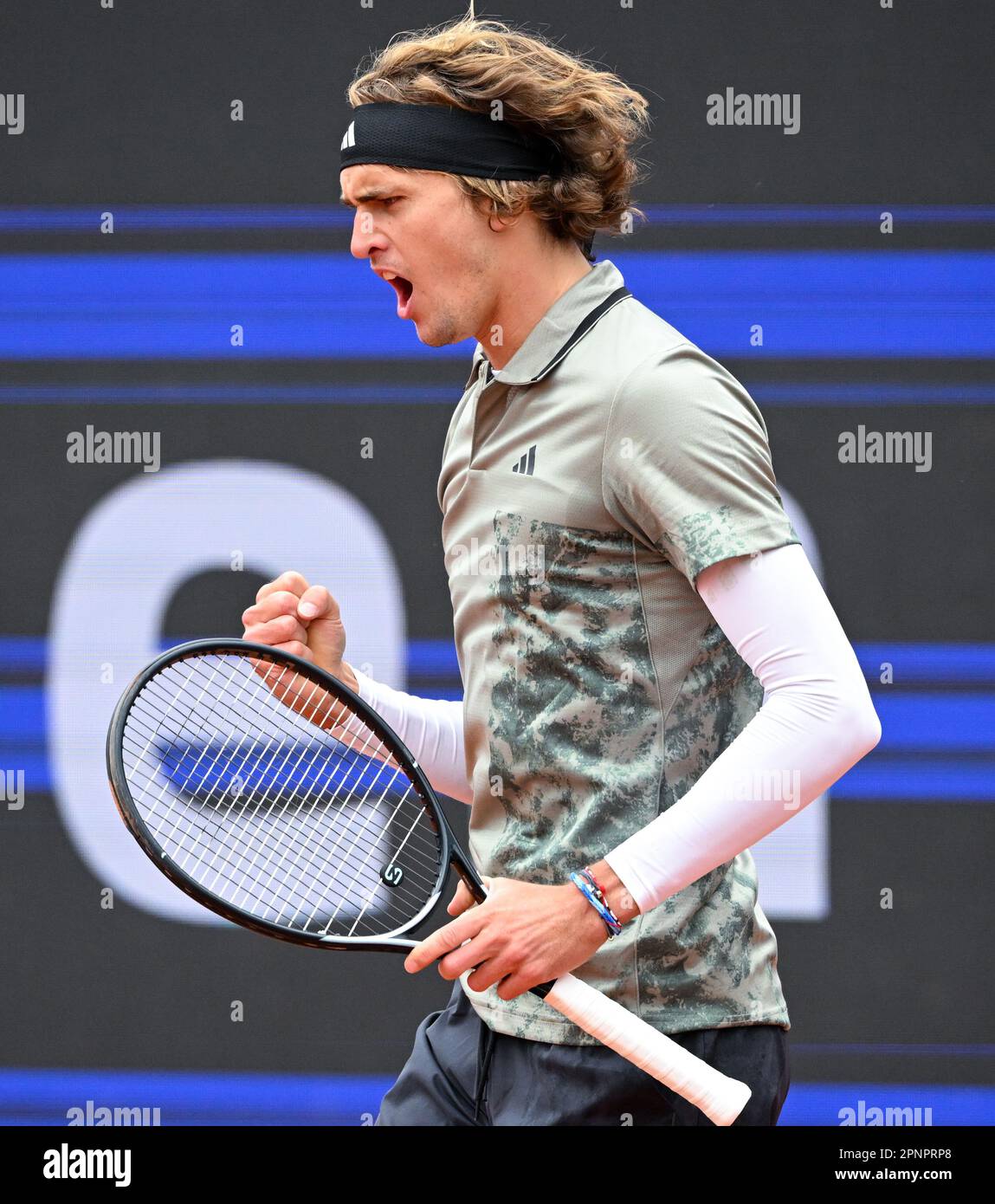 Munich, Germany. 20th Apr, 2023. Tennis: ATP Tour - Munich, Singles, Men, Round of 16, Zverev ...