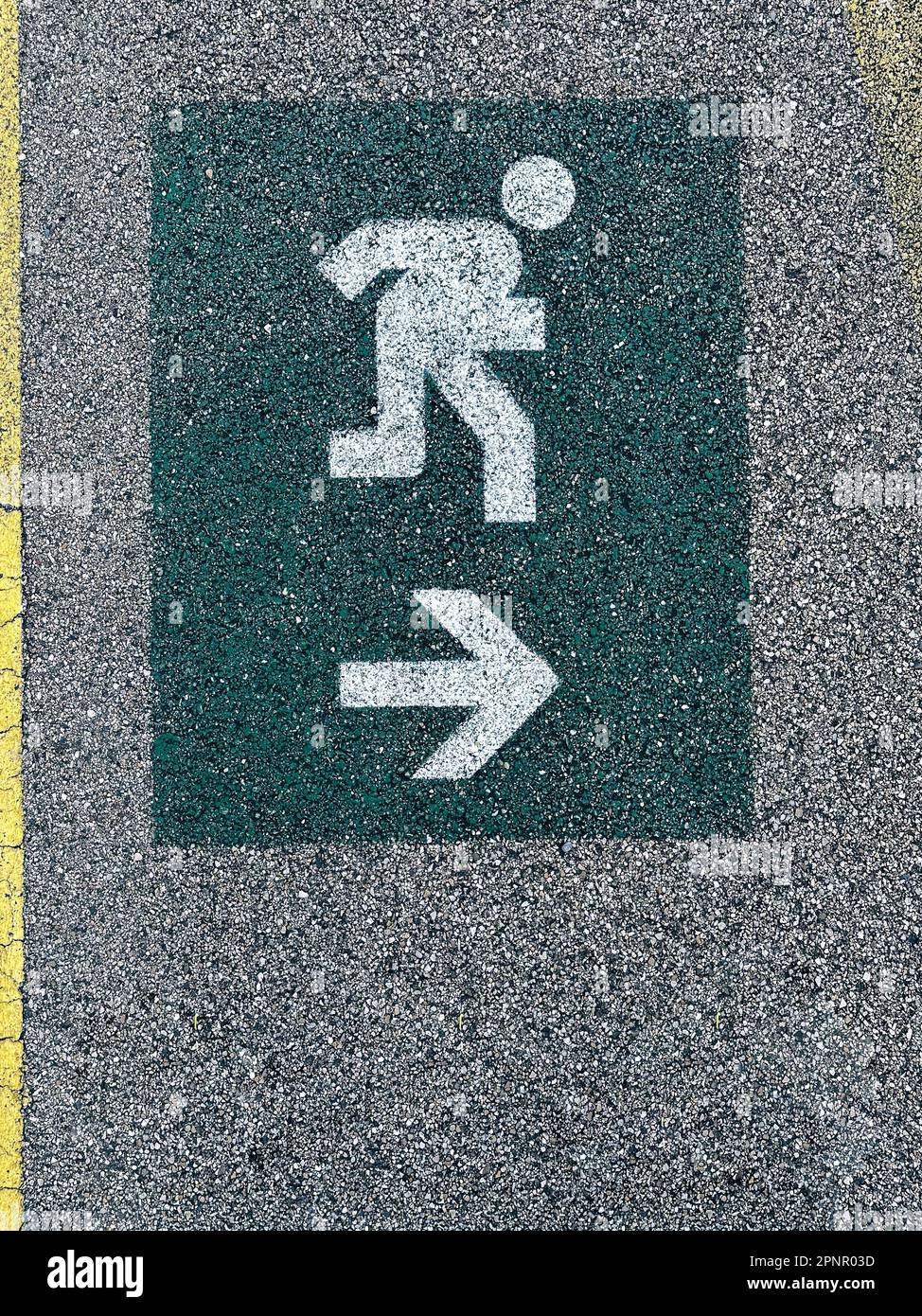 View of arrow sign hi-res stock photography and images - Alamy