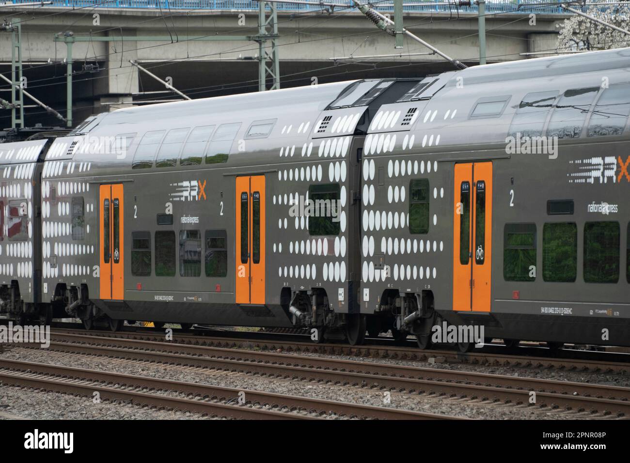 Dusseldorf, Deutschland. 20th Apr, 2023. A train of the RRX Rhein Ruhr ...
