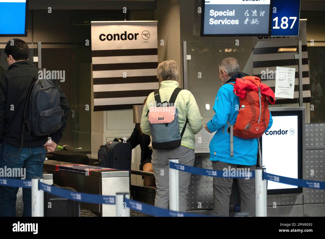 Dusseldorf, Deutschland. 20th Apr, 2023. Passengers are standing at the ...