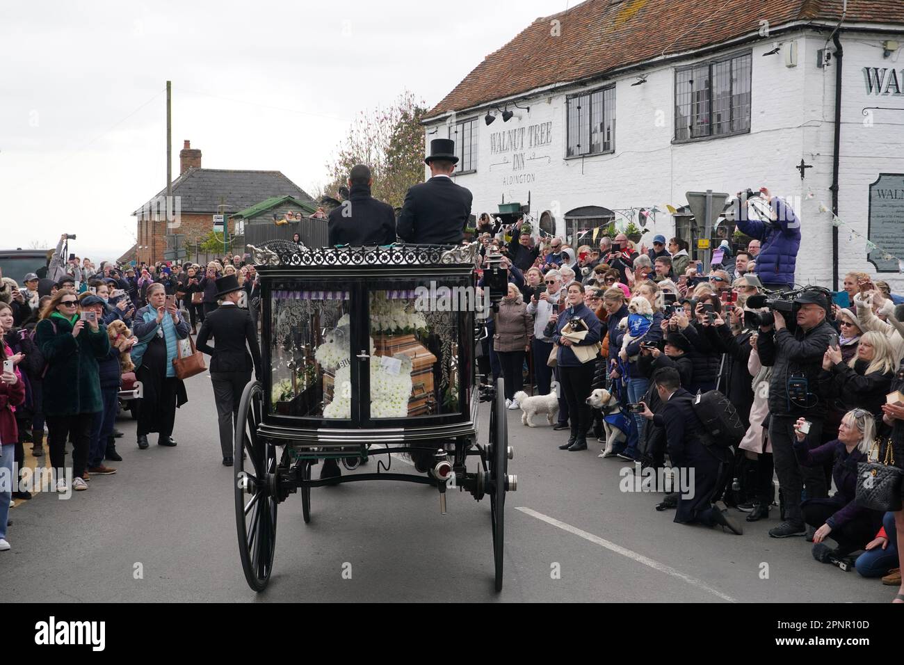 Aldington village hi-res stock photography and images - Alamy