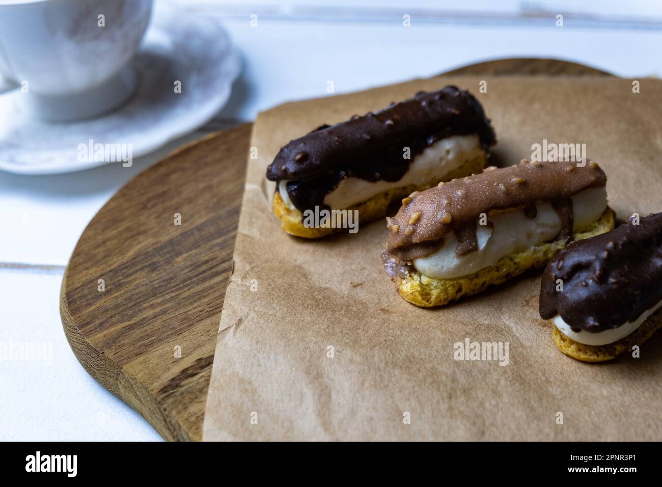 Classic eclair hi-res stock photography and images - Alamy
