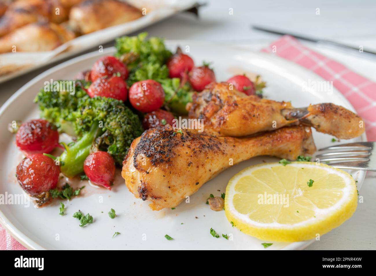 Healthy low carb meal for dinner or lunch with baked chicken drumsticks ...