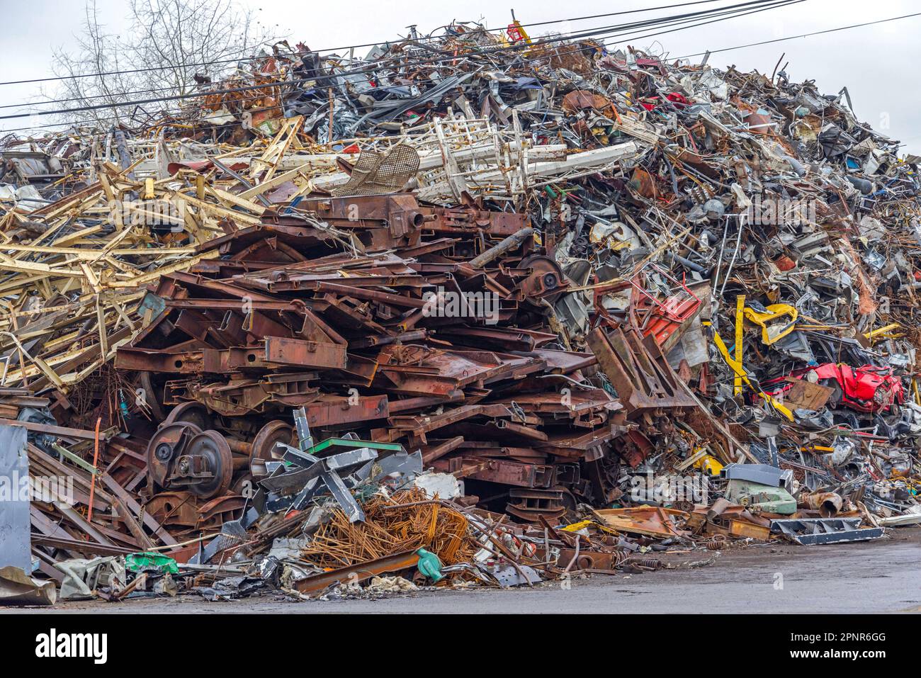 Big Heap of Old Metal Iron for Recycling at Scrap Yard Stock Photo - Alamy