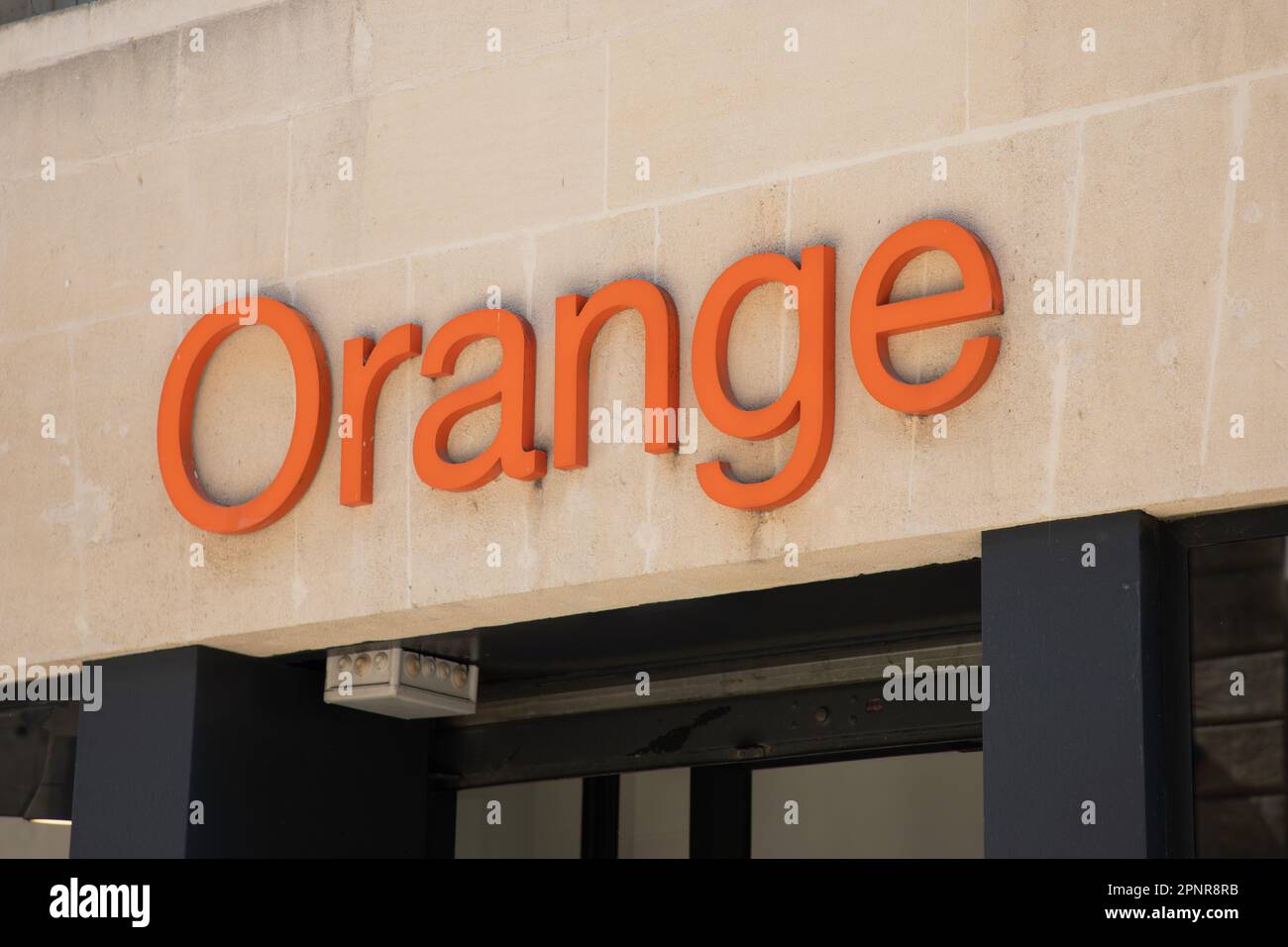 Bordeaux , Aquitaine France - 04 17 2023 : Orange store logo sign and ...